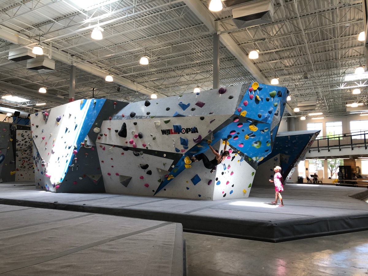 40before40: bouldering at memphis rox. – queen veen on the scene